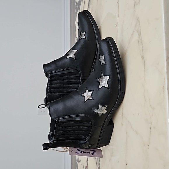 Seven7 | Shoes | Rockstar Booties With Stars | Poshmark